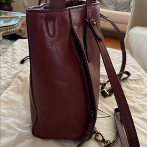 Fossil | Bags | Fossil Camilla Convertible Large Leather Backpack Never ...